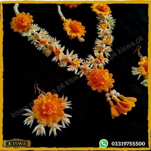 Buy Bridal Wear Yellow Gajra Set Online at Best Price in Pakistan